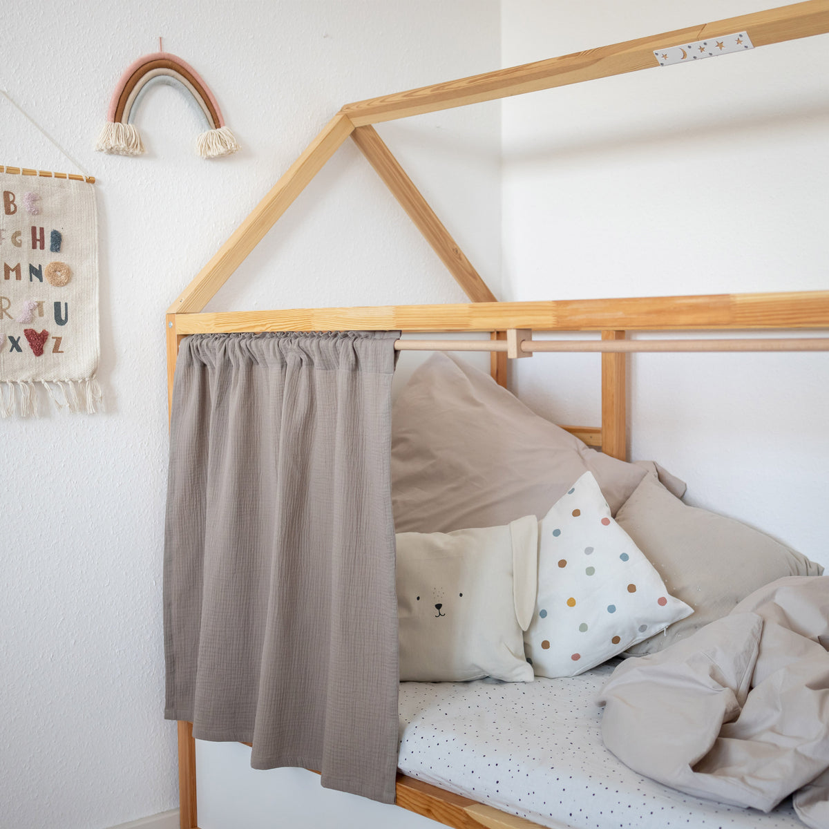 Spannende Kura Bett Vorhang Bild